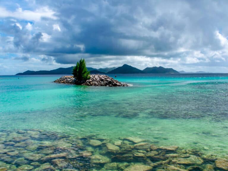 50 Kickass Things to Do in Seychelles for a Fun Tropical Vacation ...
