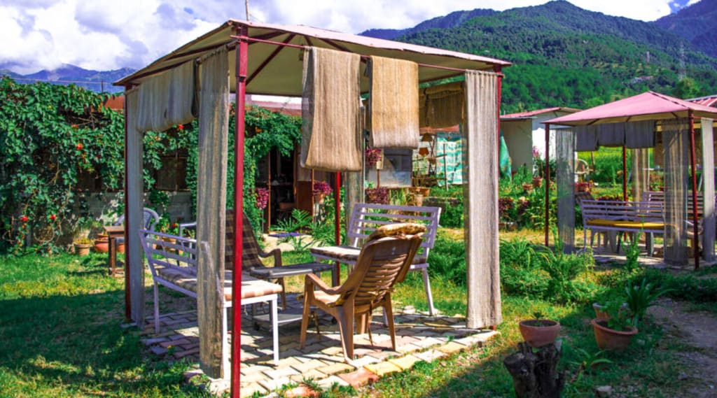 14 Amazing Restaurants and Cafes in Bir Billing that you Must Try ...