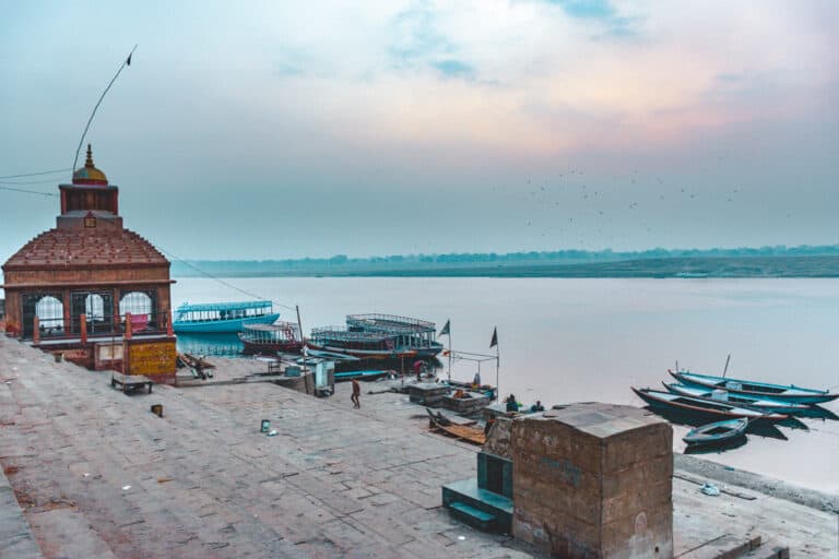 What is the Best Time to Visit Varanasi? - Meander Wander