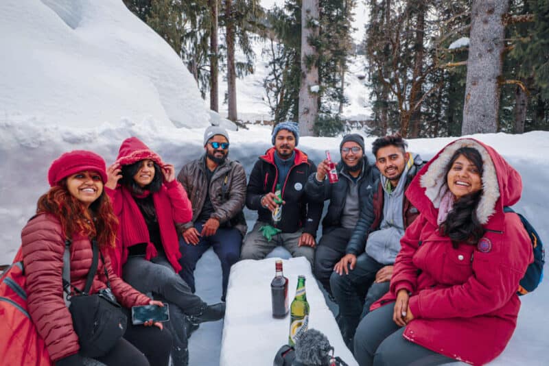 Igloo Stay in Manali 2024: Price | Itinerary | Other Details - Meander ...