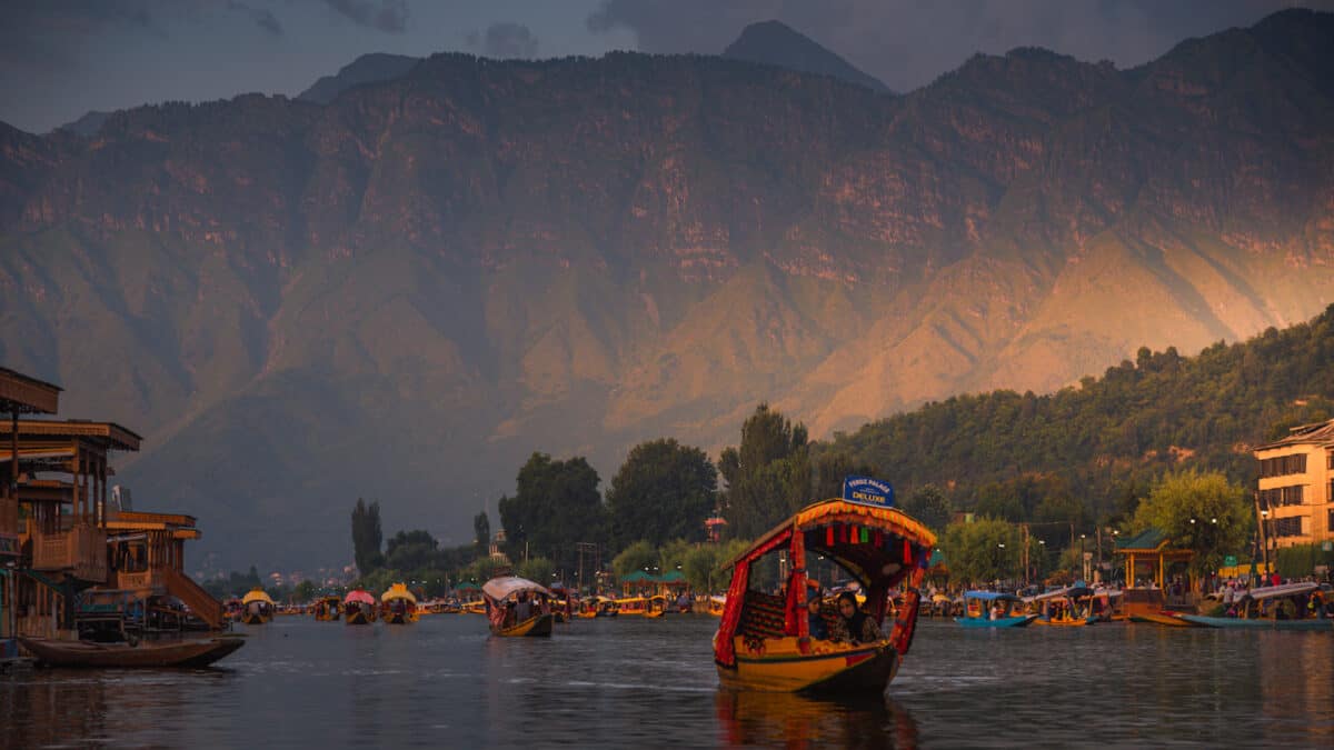Srinagar Trip Details 2024: Everything You Need to Plan a Budget Trip ...